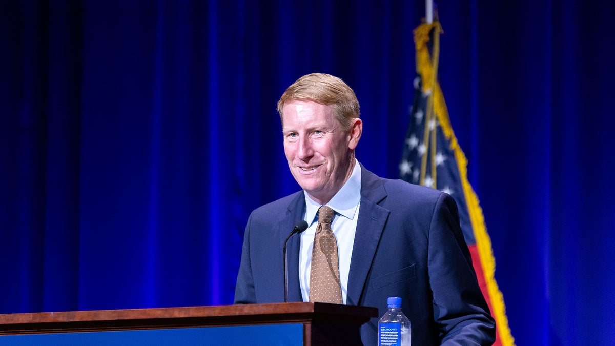 Marx and the Continuing Influence of Socialism | Hillsdale College Freedom Library